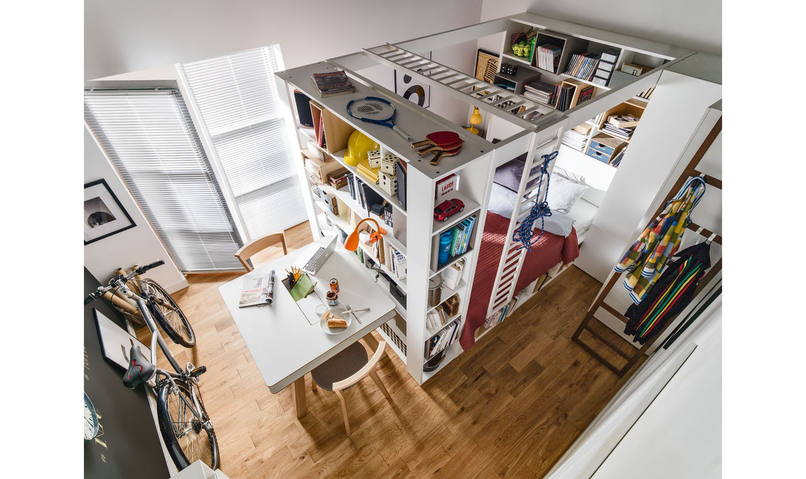 Square dining table - 2 Seater white color