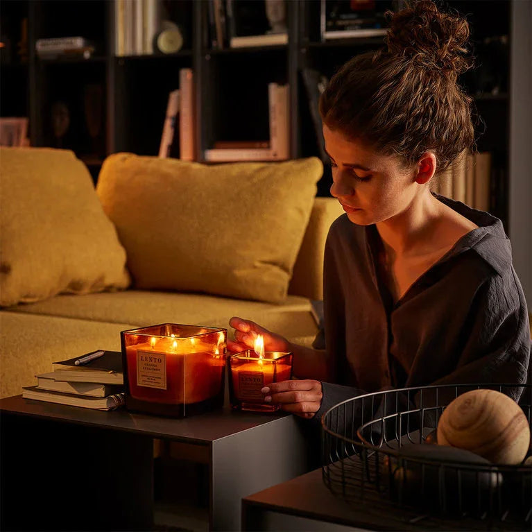 Lento Candle