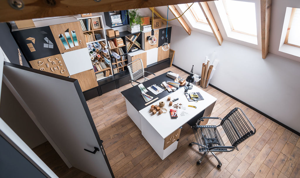 Innovative Transformer Desk - White Top | Young User Collection